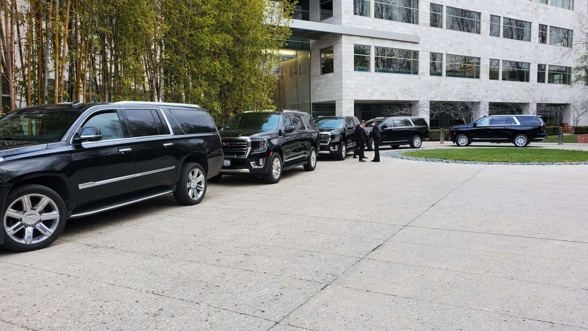 Why Attend a Formal Business Meeting on a Black Car Service – Royal ...